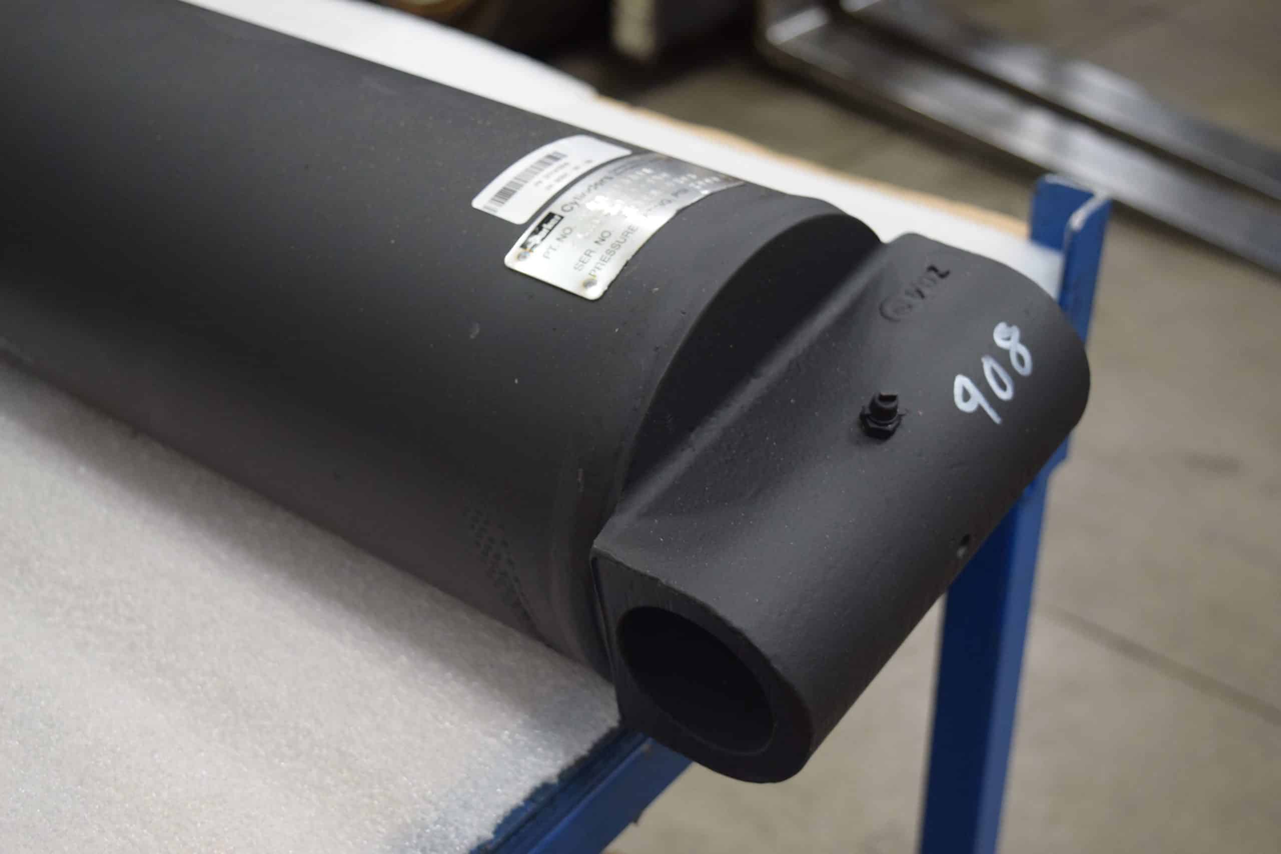 Loader Bucket Tilt Dump - Hydraulic Cylinders, Inc.